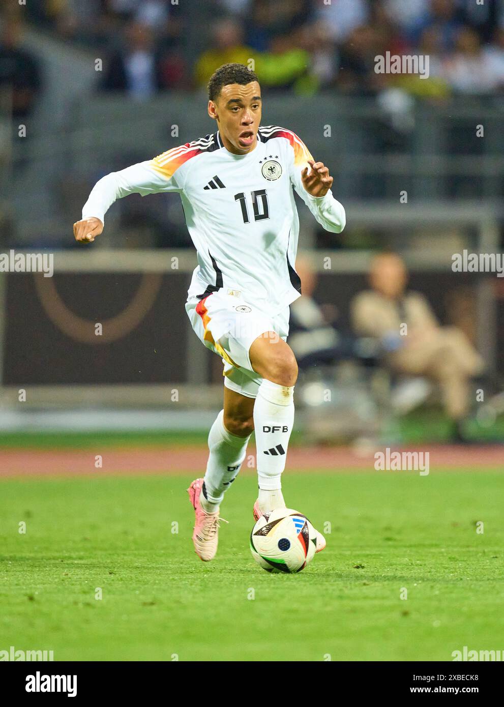 Jamal musiala body hi-res stock photography and images - Alamy