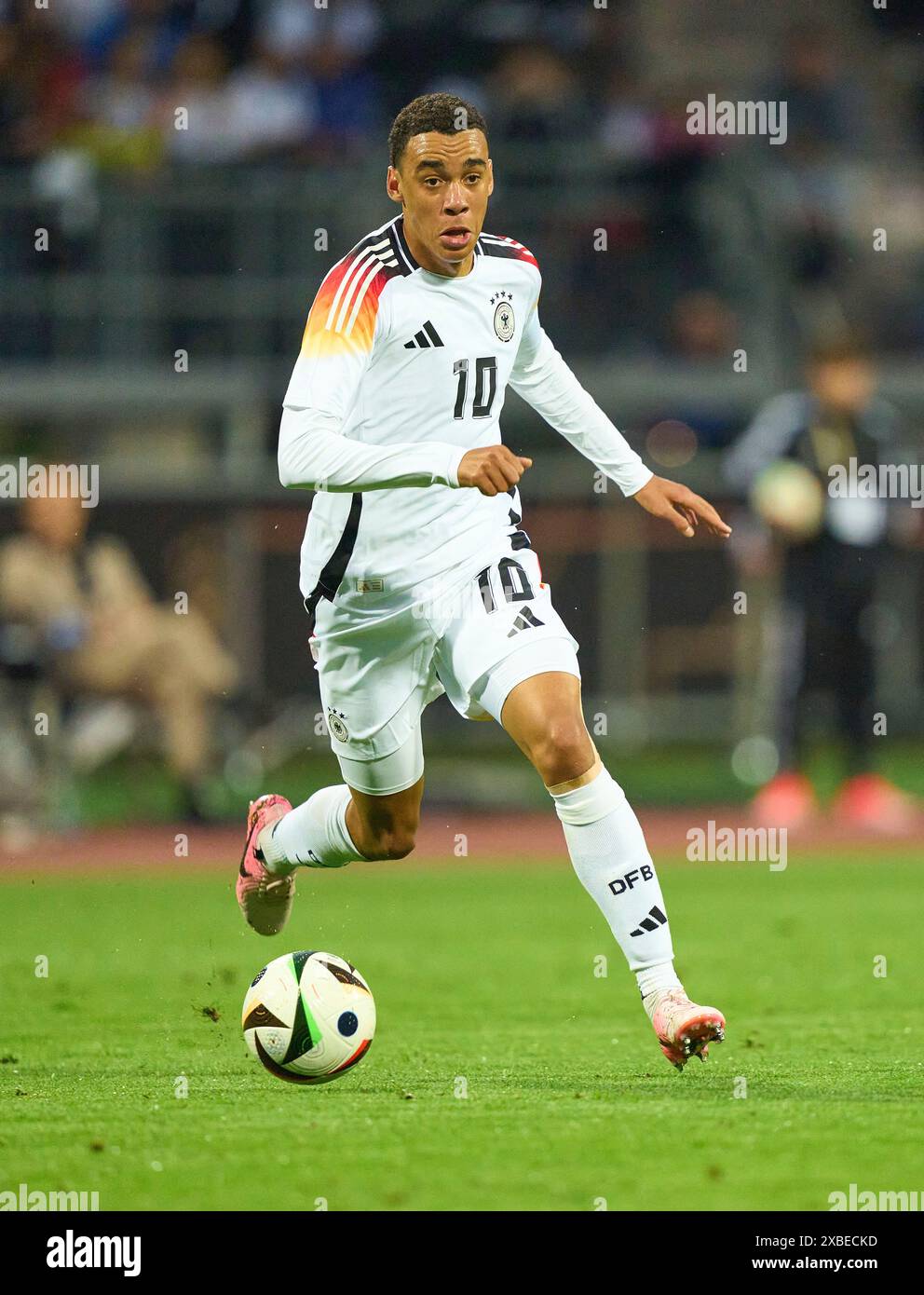 Jamal Musiala, DFB 10 in the friendly match GERMANY - UKRAINE 0-0 ...