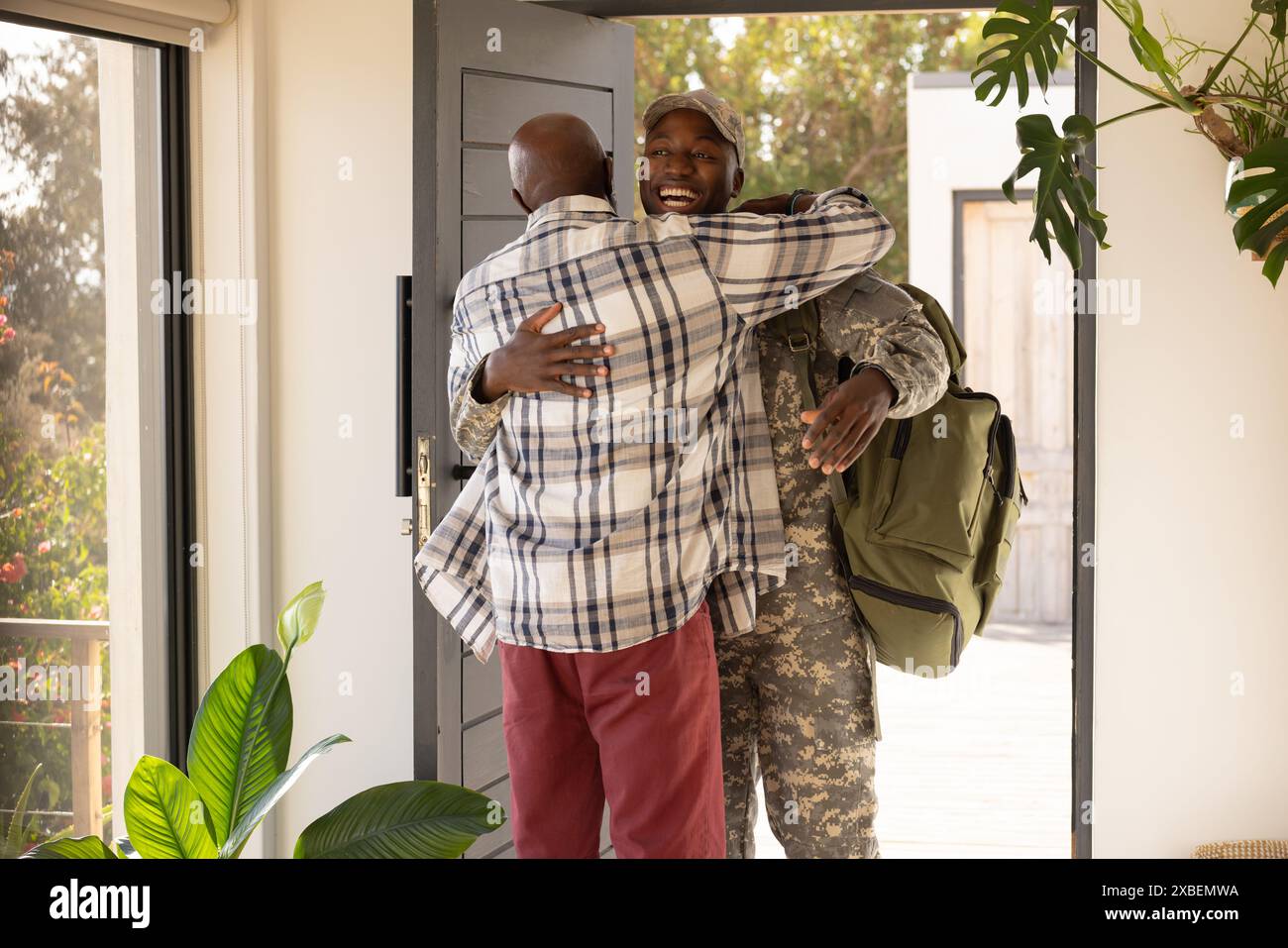 American military camaraderie hi-res stock photography and images - Alamy