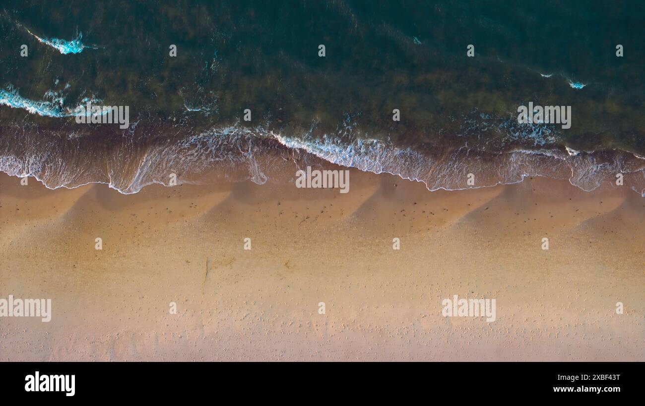 Aerial view empty beach sea hi-res stock photography and images - Alamy
