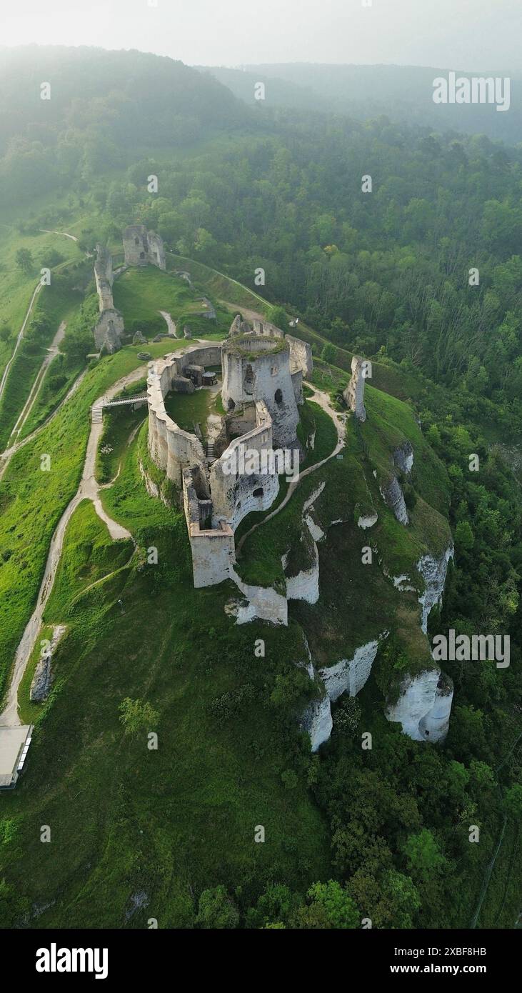 Château gaillard hi-res stock photography and images - Alamy