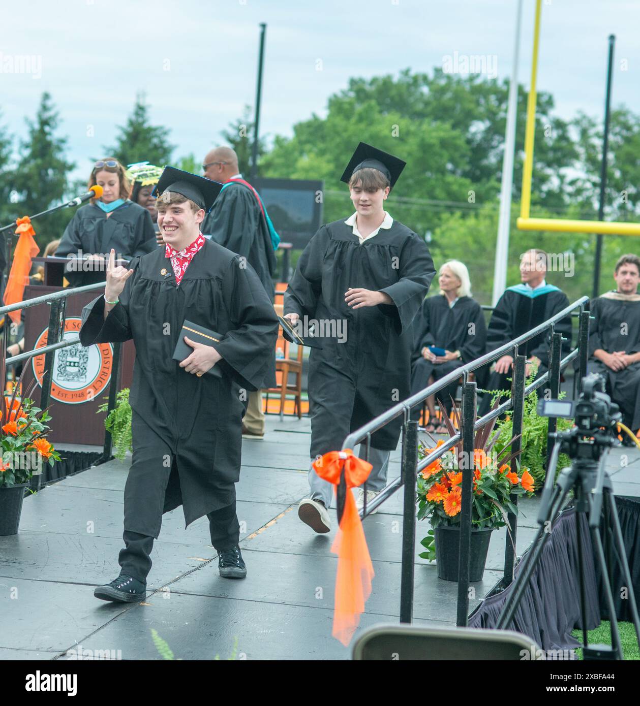 Yesgraduation hi-res stock photography and images - Alamy