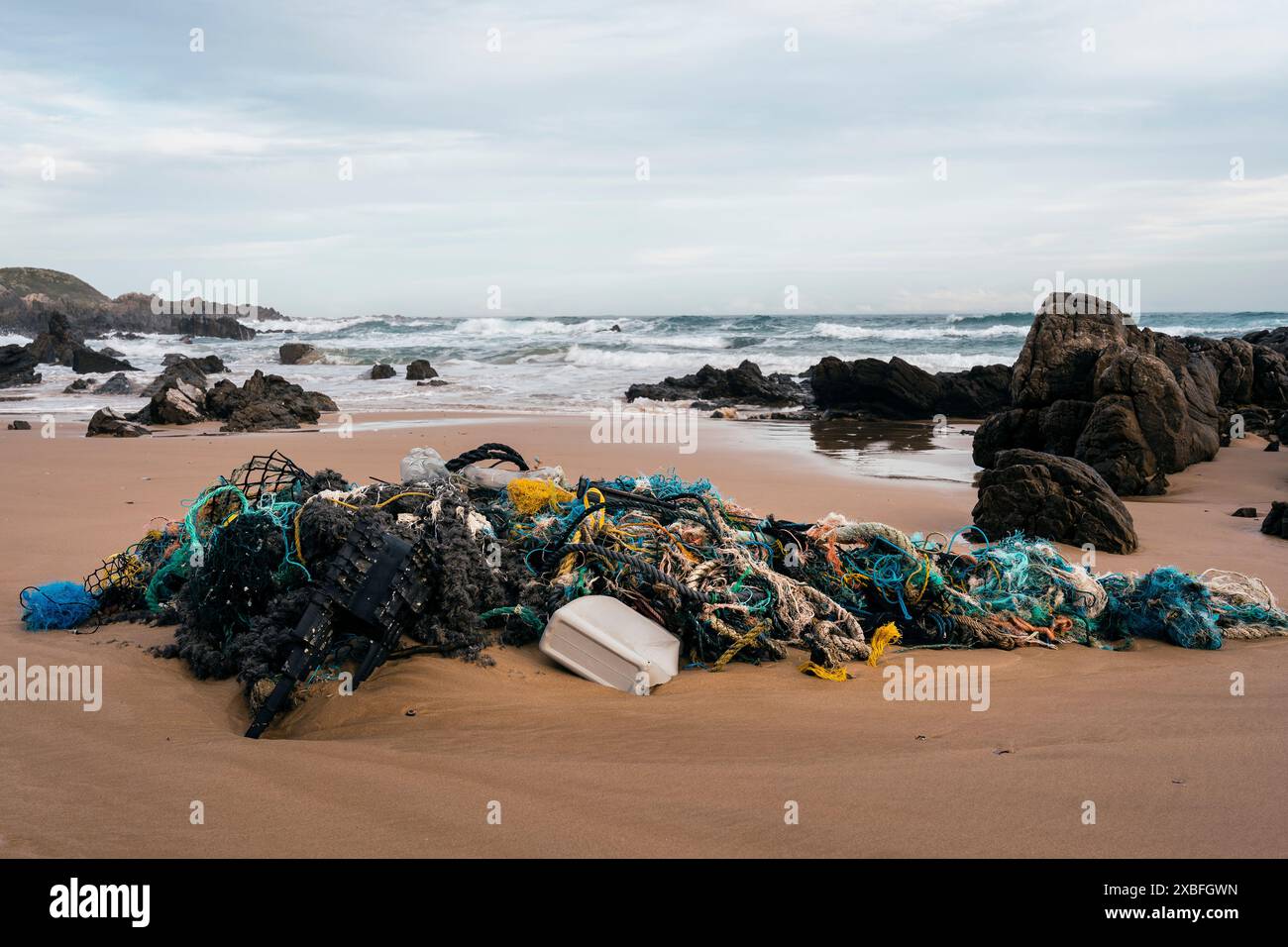 Rubbish on the beach. Sardinia bay beach, Gqeberha, South Africa Stock ...