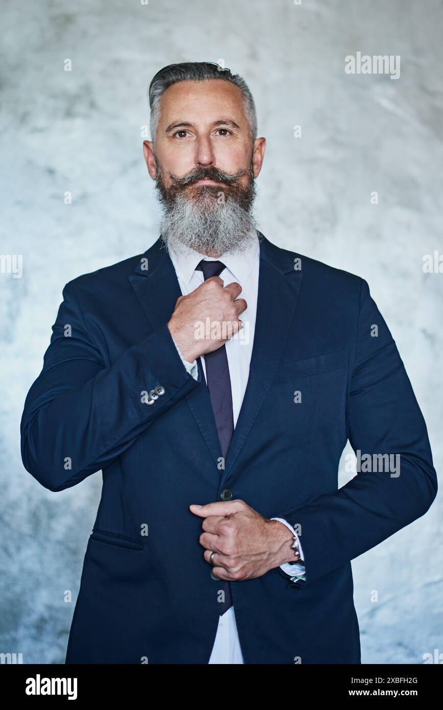 Person in formal attire hi-res stock photography and images - Alamy
