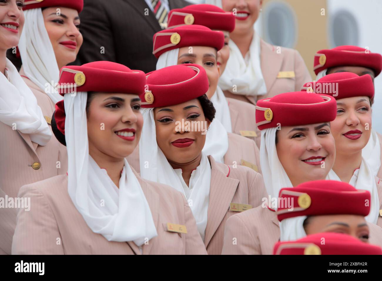 Flugbegleiterinnen der Fluggesellschaft Emirates. ILA 2024 ...