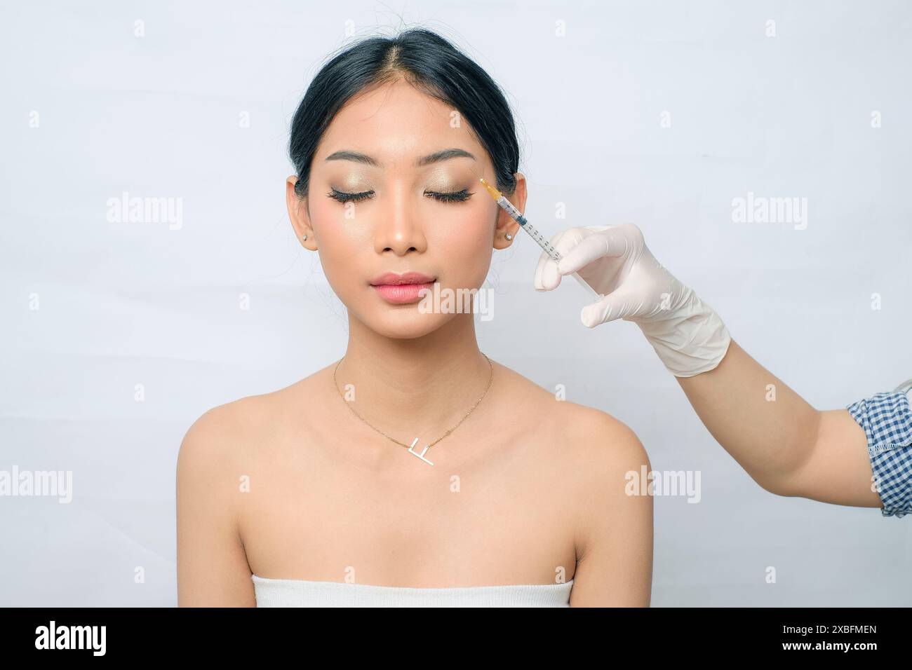 Cosmetic treatment botox injection hi-res stock photography and images - Alamy