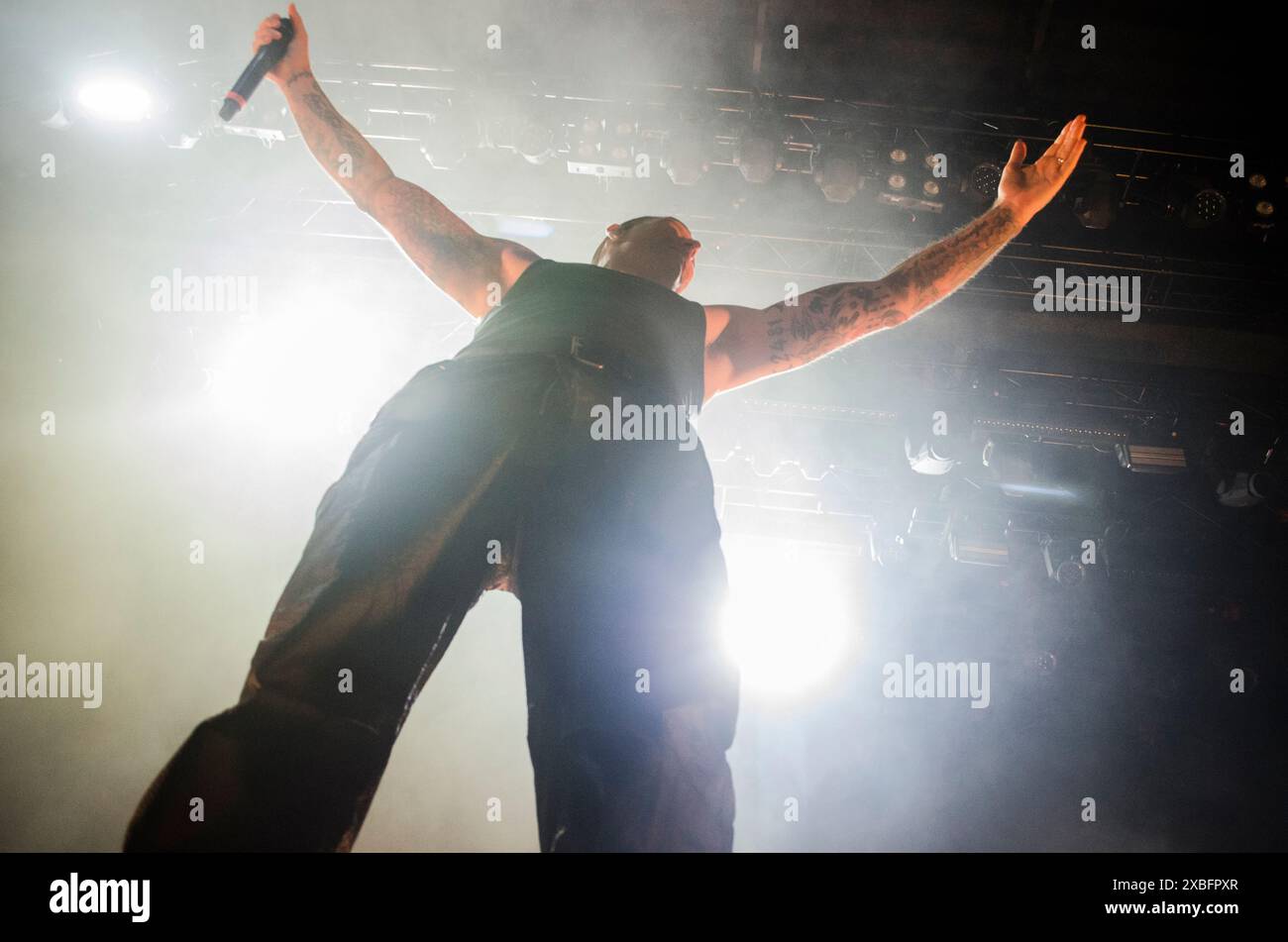 Winston McCall of Parkway Drive performing at Floyd Live Music Venue ...