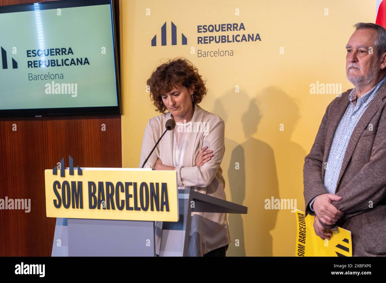 Acuerdo de nivel hi-res stock photography and images - Alamy