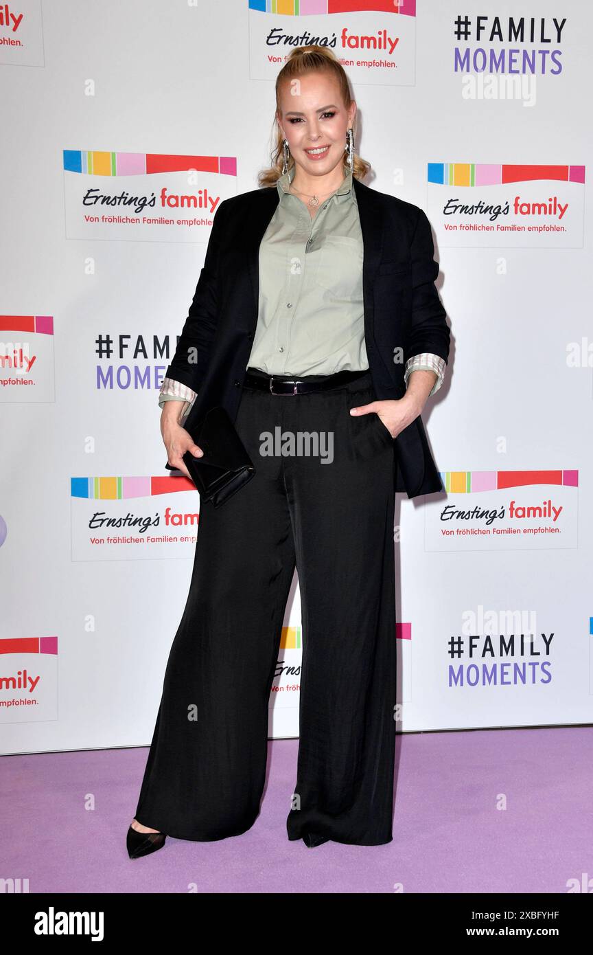Isabel Edvardsson bei der Ernsting s Family Fashion Show 2024 im Hotel ...