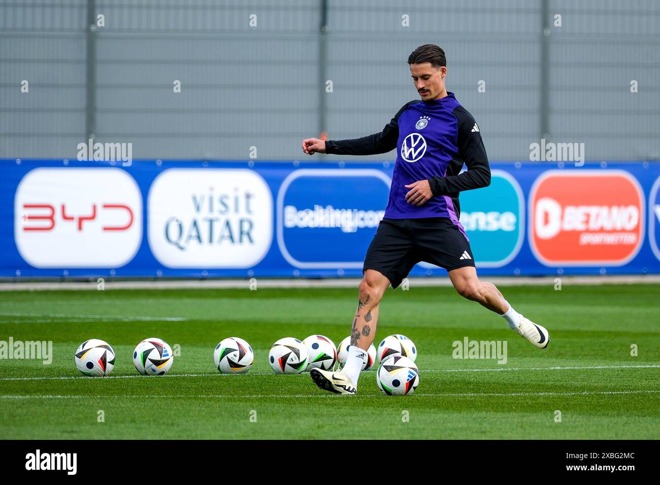 Robin Koch (Deutschland , #24) am Ball, GER, DFB, Training, Fussball ...