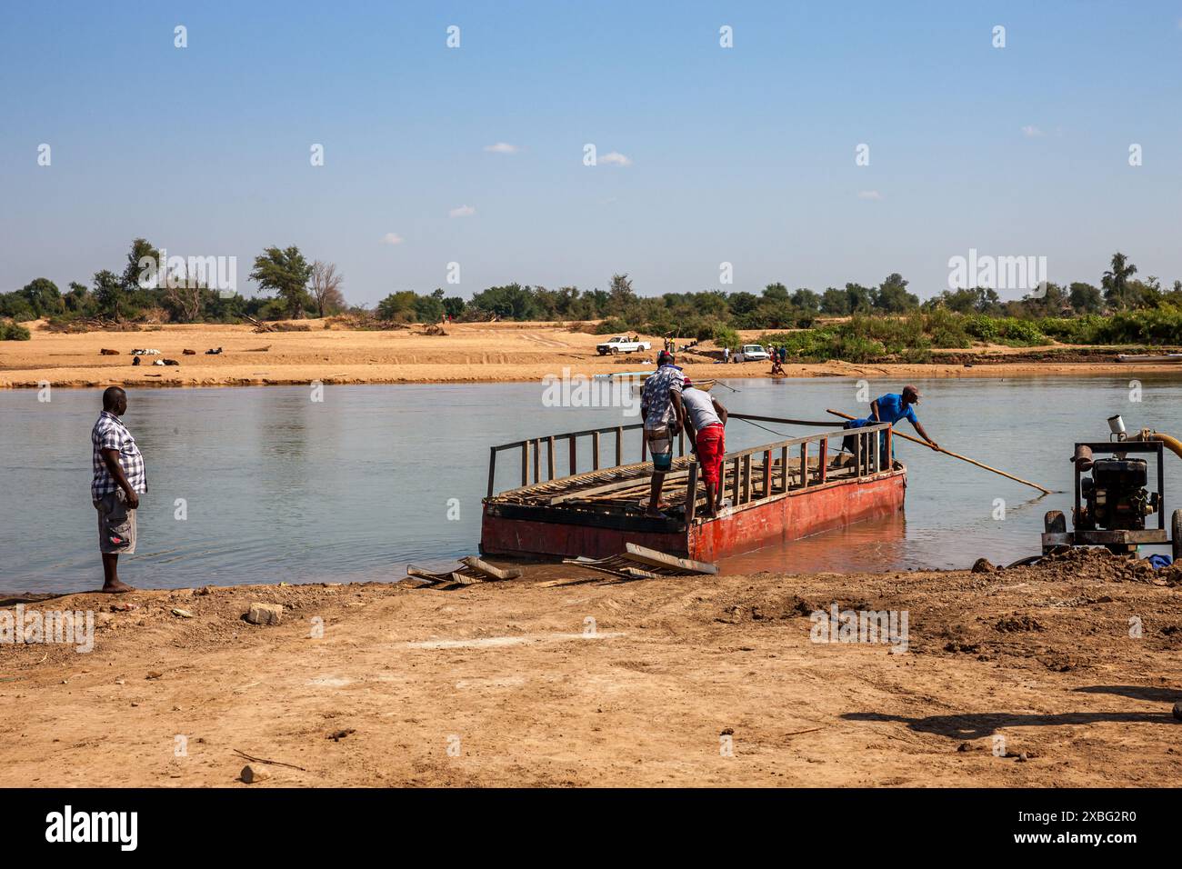 Mozambique, Gaza, Mapai, Limpopo River at the end of rainy season and ...