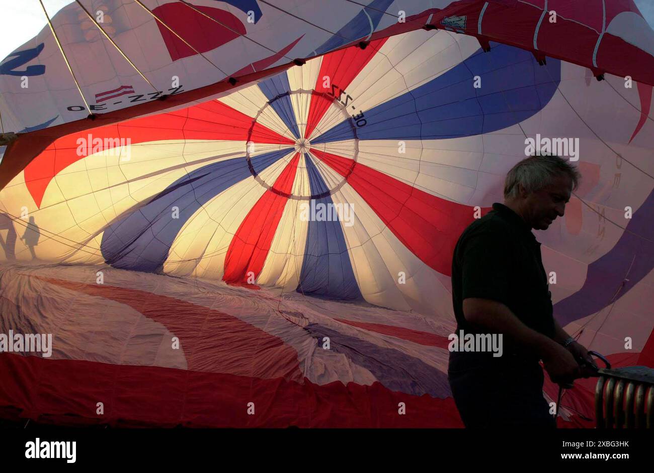 a hot air balloon with an envelope and a gondola hot air balloon with ...