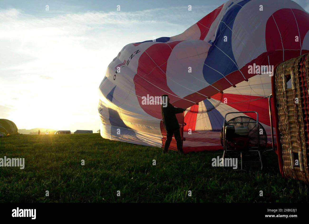 a hot air balloon with an envelope and a gondola hot air balloon with ...