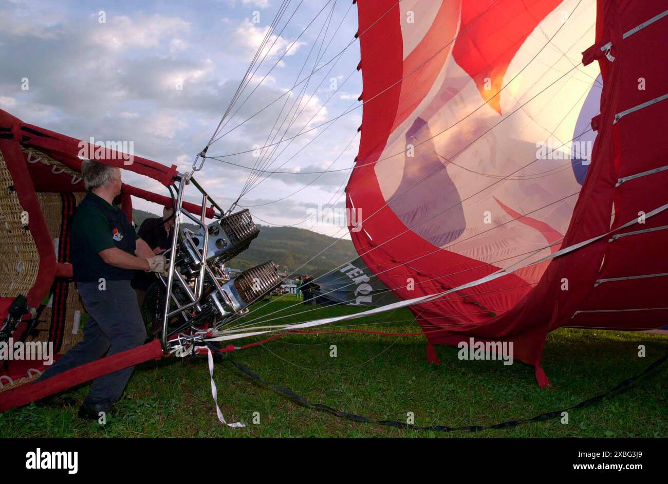 a hot air balloon with an envelope and a gondola hot air balloon with ...