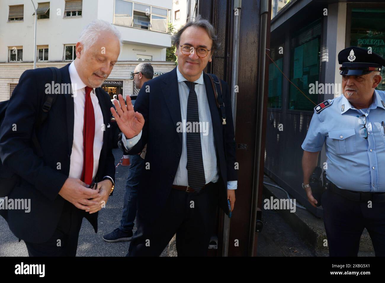 Angelo Bonelli si reca al Tribunale Penale di Roma per essere ascoltato ...