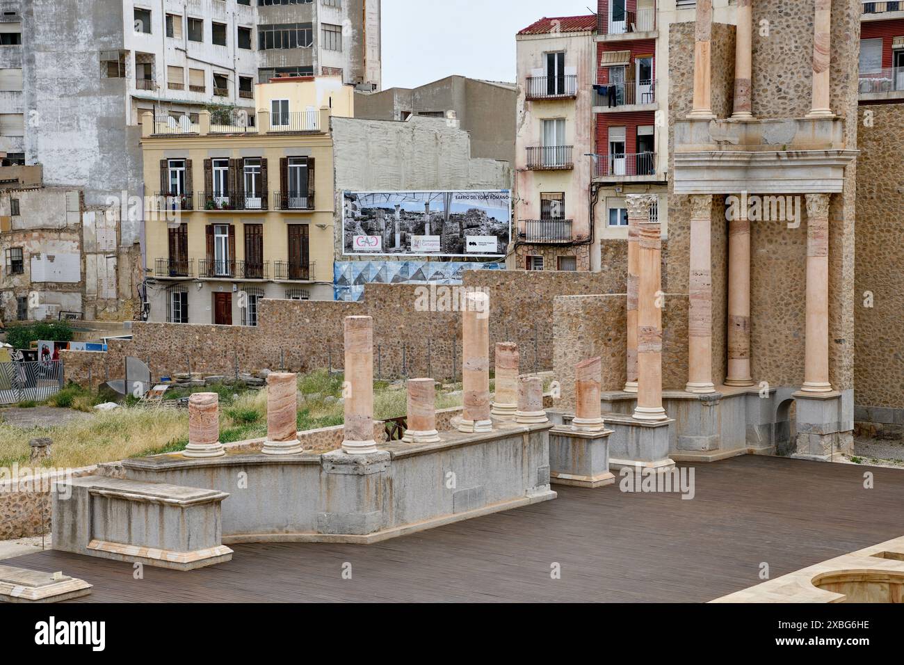 Roman amphitheatre excavation hi-res stock photography and images - Alamy