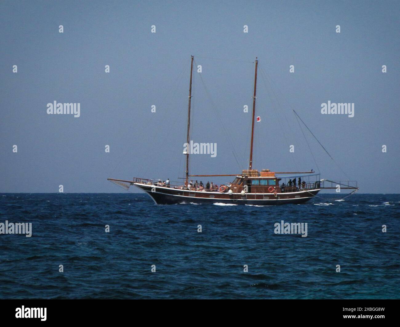 _activity boat hi-res stock photography and images - Alamy