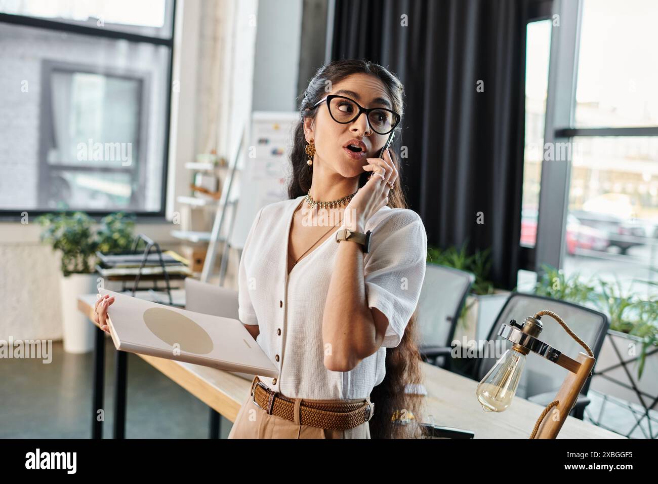 Office indian woman glasses hi-res stock photography and images - Alamy