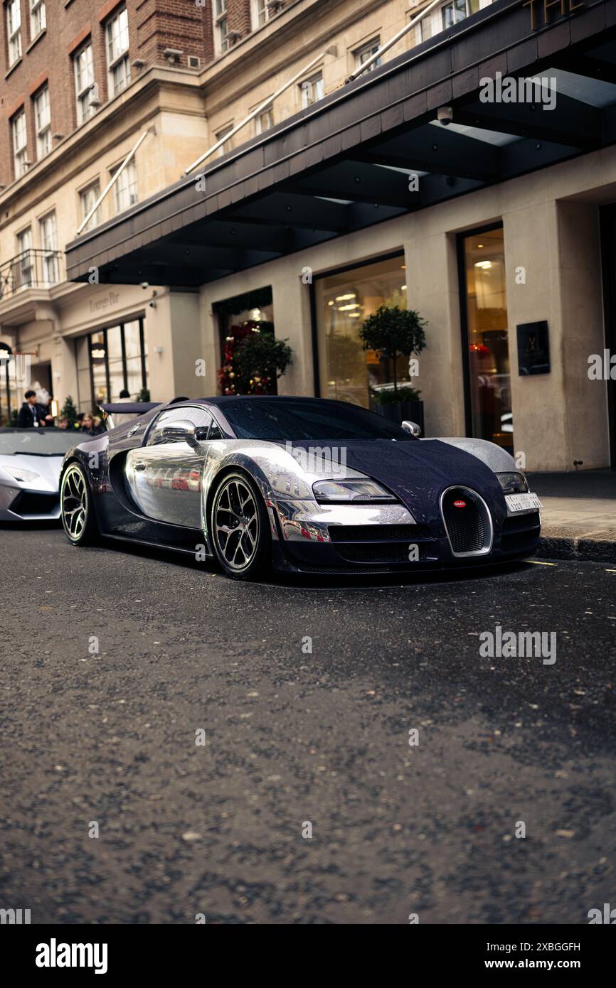 W16 engine bugatti veyron hi-res stock photography and images - Alamy