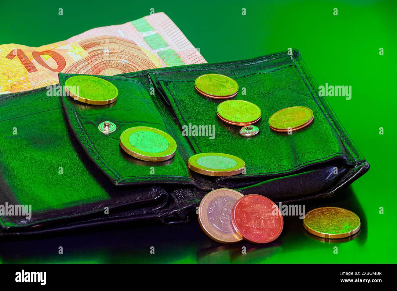Money euro euros bill hi-res stock photography and images - Alamy