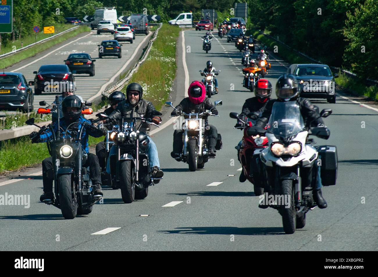 Motorcycles in Convoy on the memorial ride for Hairy Biker Dave Myers ...