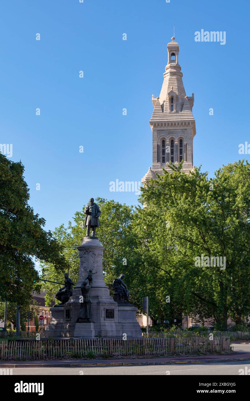 Monument to Louis Pasteur made in 1899 by Alphonse-Amédée Cordonnier ...