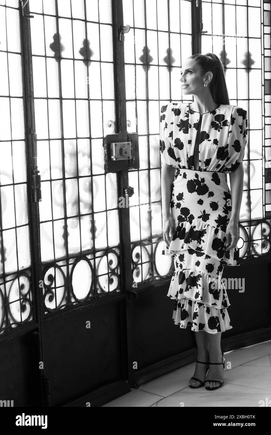 The singer Nuria Fergo presents María Dolores Pradera's album in "Toda ...