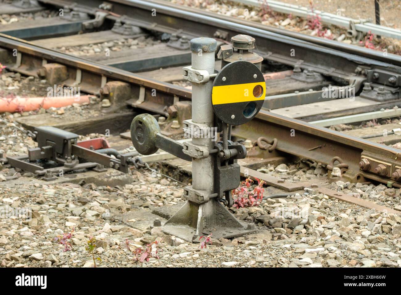 A black and yellow shunt ahead signal sited at Worcester Shrub Hill ...
