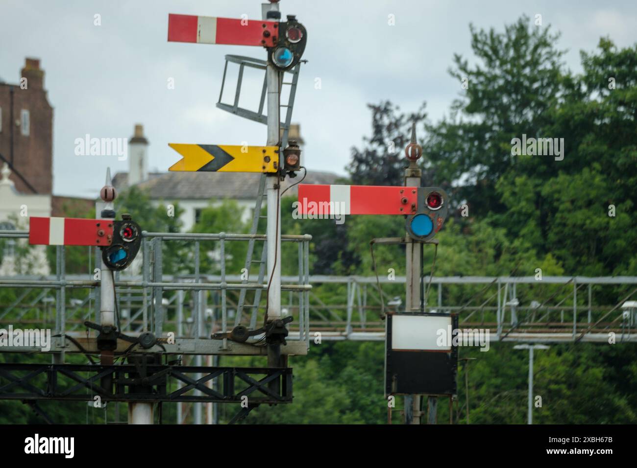 A semaphore signal gantry located at Worcester Shrub Hill Station Stock ...
