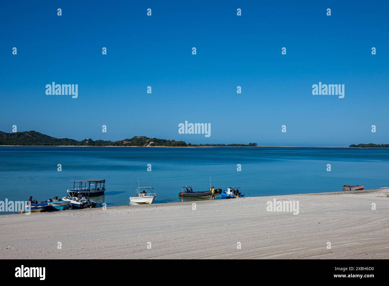 Mozambique, Gaza, Bilene, The lagoon at Praia do Bilene Stock Photo - Alamy