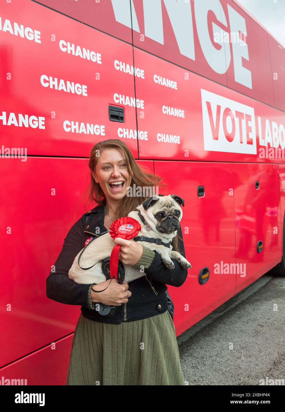 Labour party campaign bus 2024 hi-res stock photography and images - Alamy