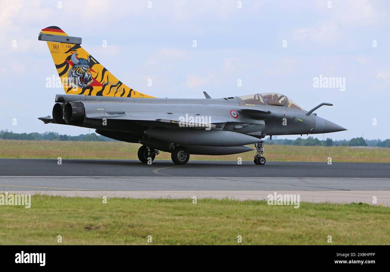 Ein Kampfflugzeug der französischen Luftwaffe vom Typ Dassault Rafale C ...