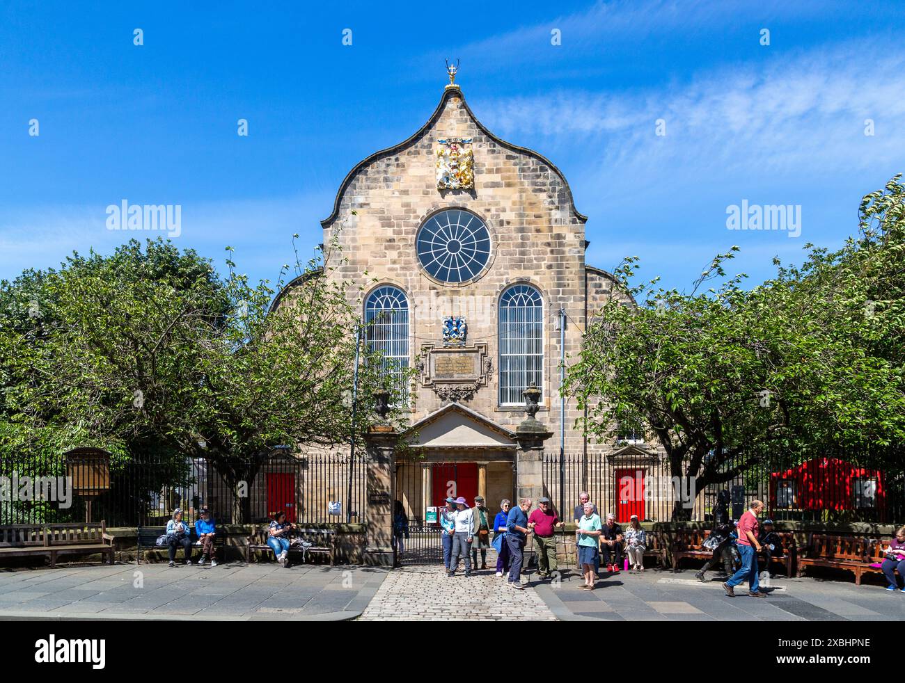 Canongate Church (Canongate Kirk) on Edinburgh's Royal Mile Stock Photo ...