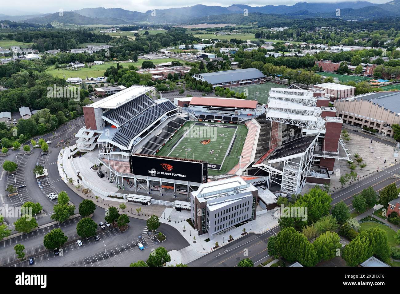 Aerial view corvallis oregon hi-res stock photography and images - Alamy