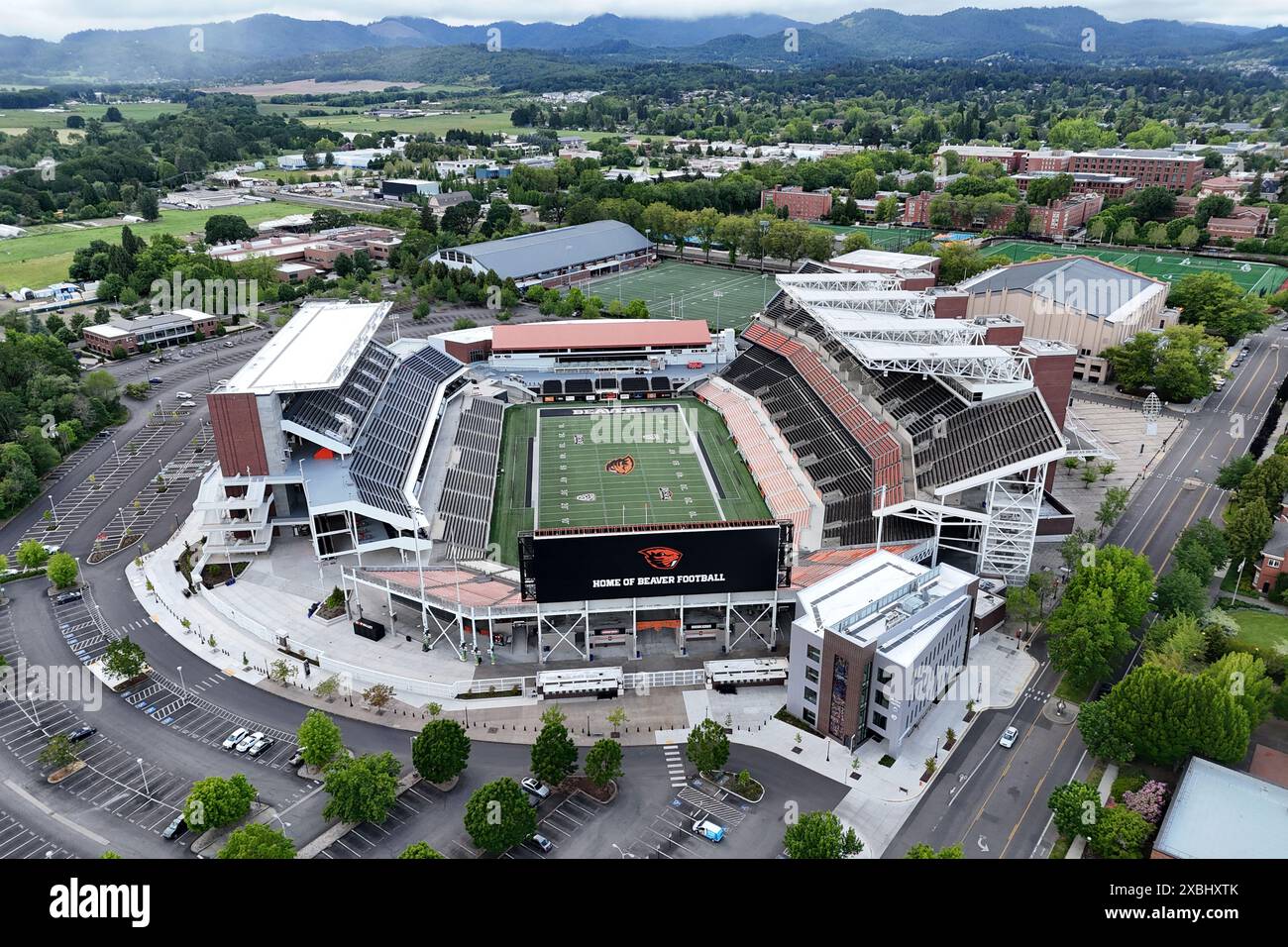 Aerial view corvallis oregon hi-res stock photography and images - Alamy
