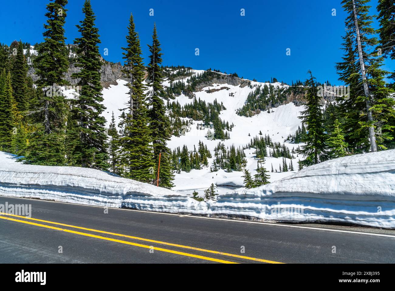 Chinook pass highway hi-res stock photography and images - Alamy