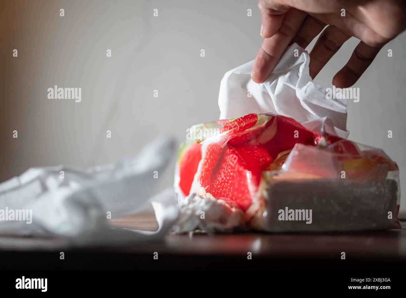 Hand reaching for a tissue hi-res stock photography and images - Alamy