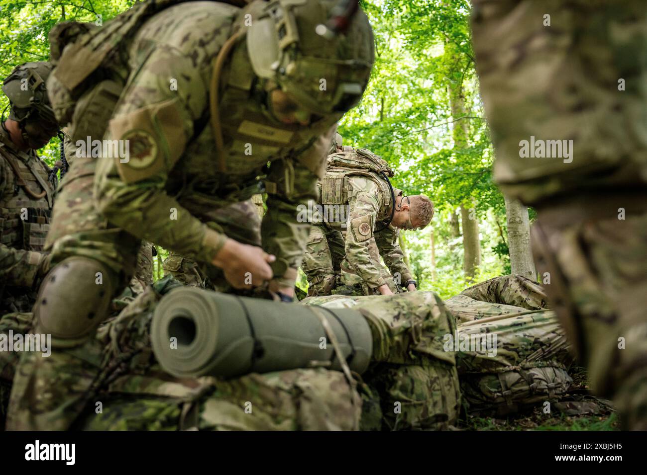 Conscripts from The Royal Life Guards during REX-tour at Kulsbjerg ...
