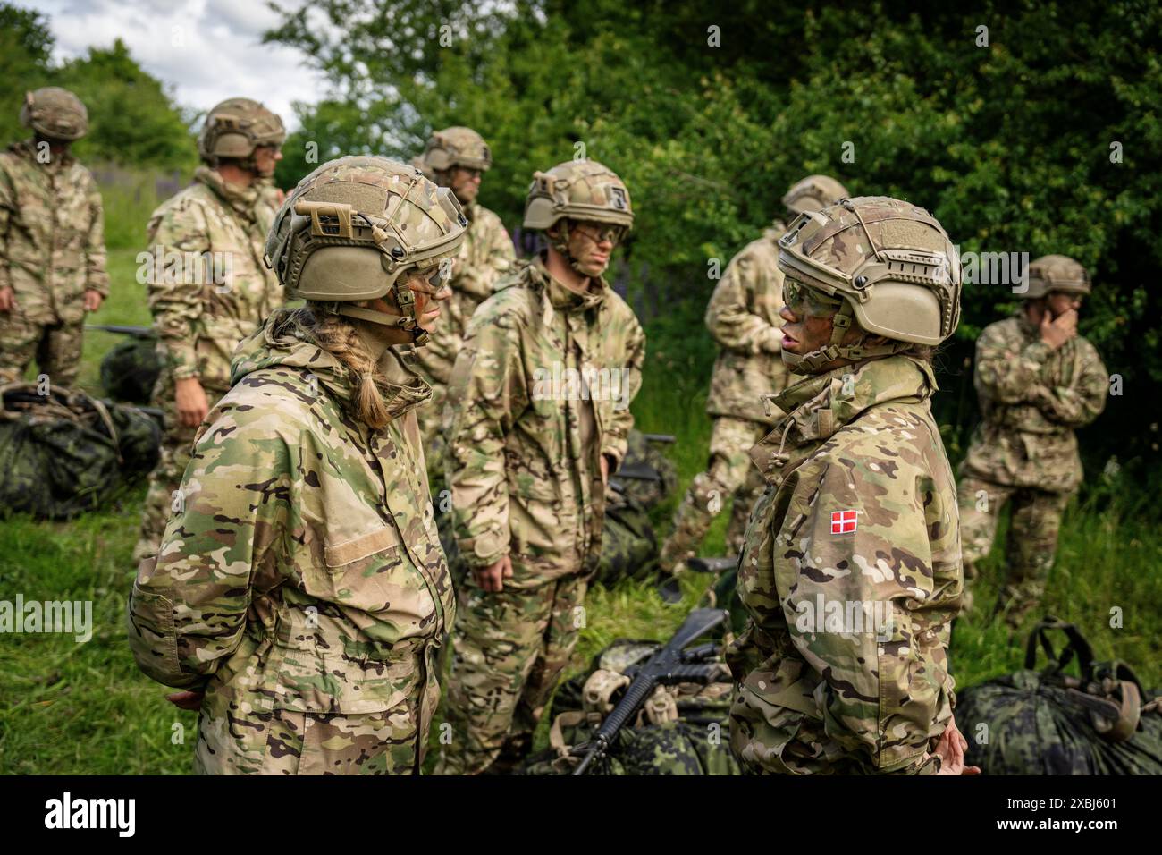 Conscripts from The Royal Life Guards during REX-tour at Kulsbjerg ...