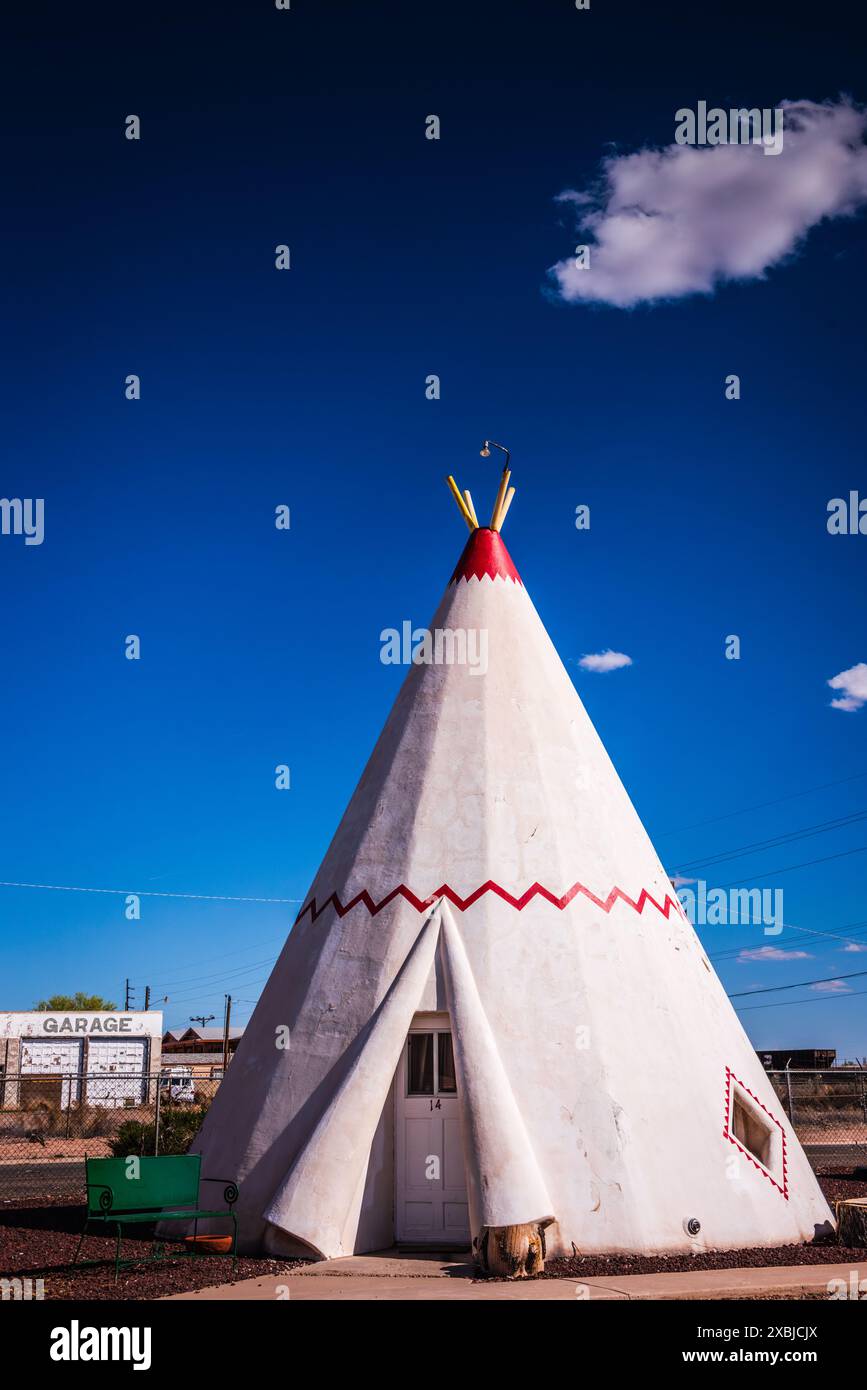 Wigwam hi-res stock photography and images - Alamy