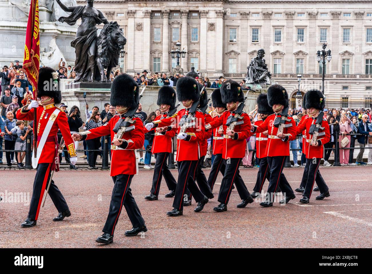 The 1st Battalion Welsh Guards Take Part In The Changing of The Guard Ceremony, Buckingham ...