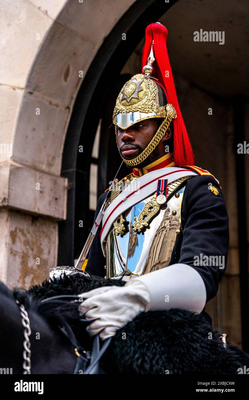 Kings guard uniform hi-res stock photography and images - Alamy