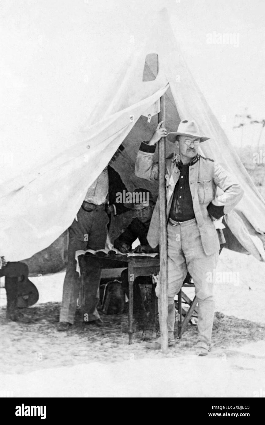 Lieutenant colonel theodore roosevelt Black and White Stock Photos ...