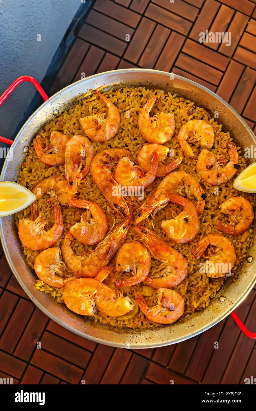 Traditional spanish rice dish hi-res stock photography and images - Alamy