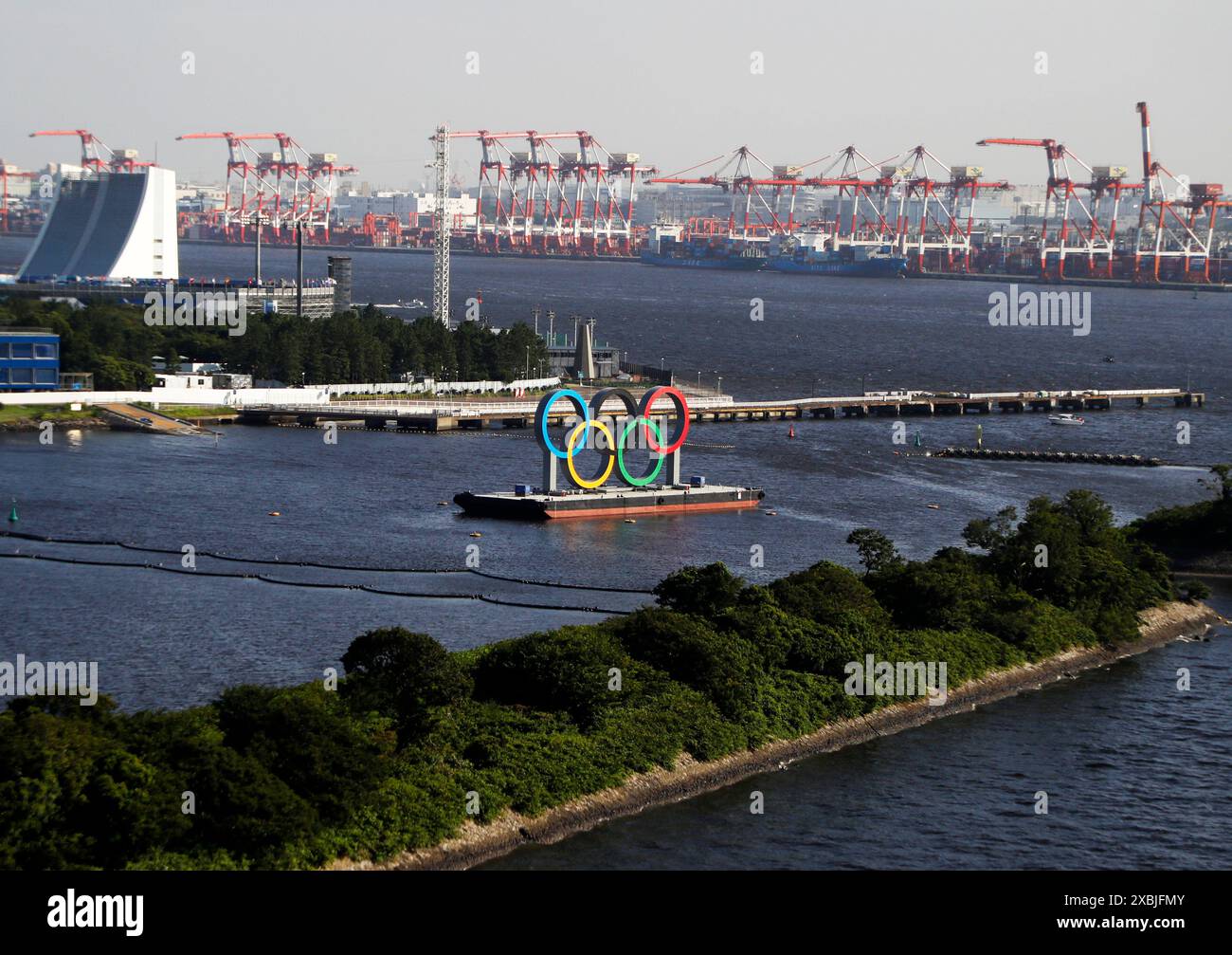 Opening of the Tokyo Olympic Games, parade of delegations Stock Photo ...