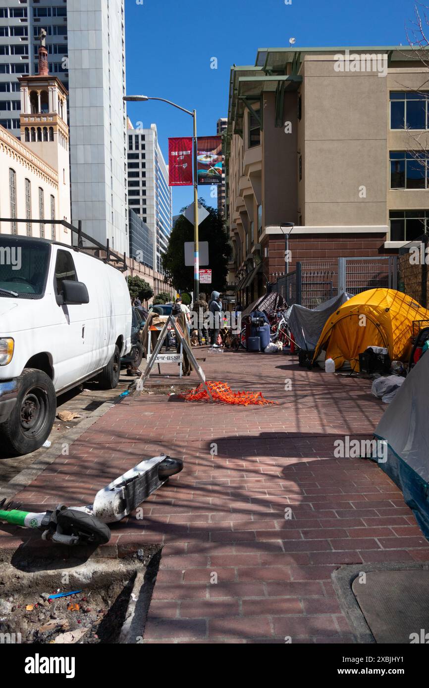 Homeless encampment hi-res stock photography and images - Alamy