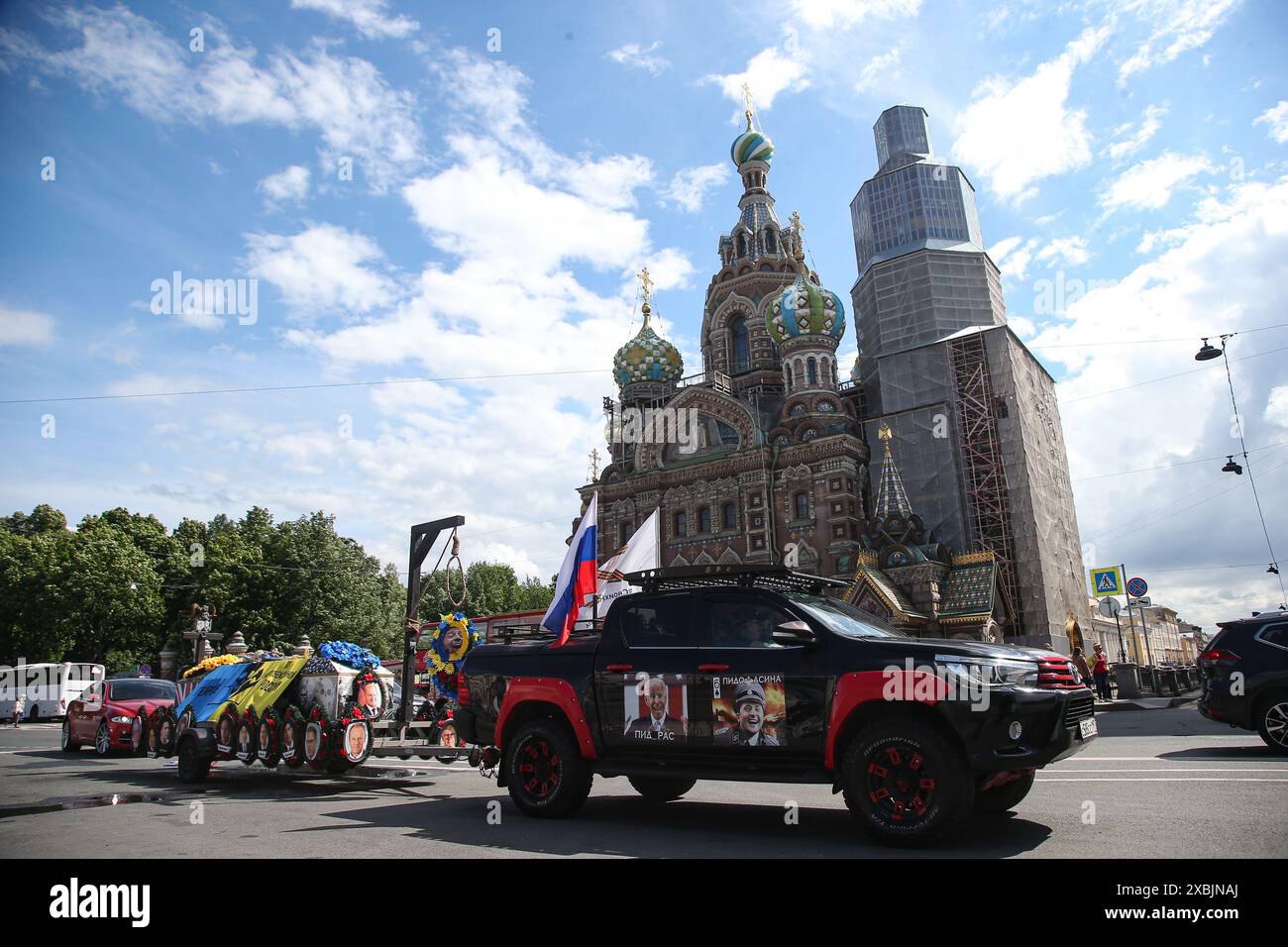 Photos of US President Joe Biden and Ukrainian President Vladimir ...