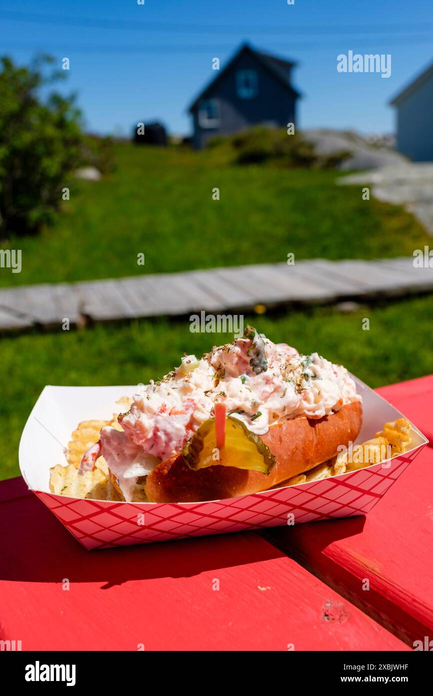 Lobster sandwich canada hi-res stock photography and images - Alamy
