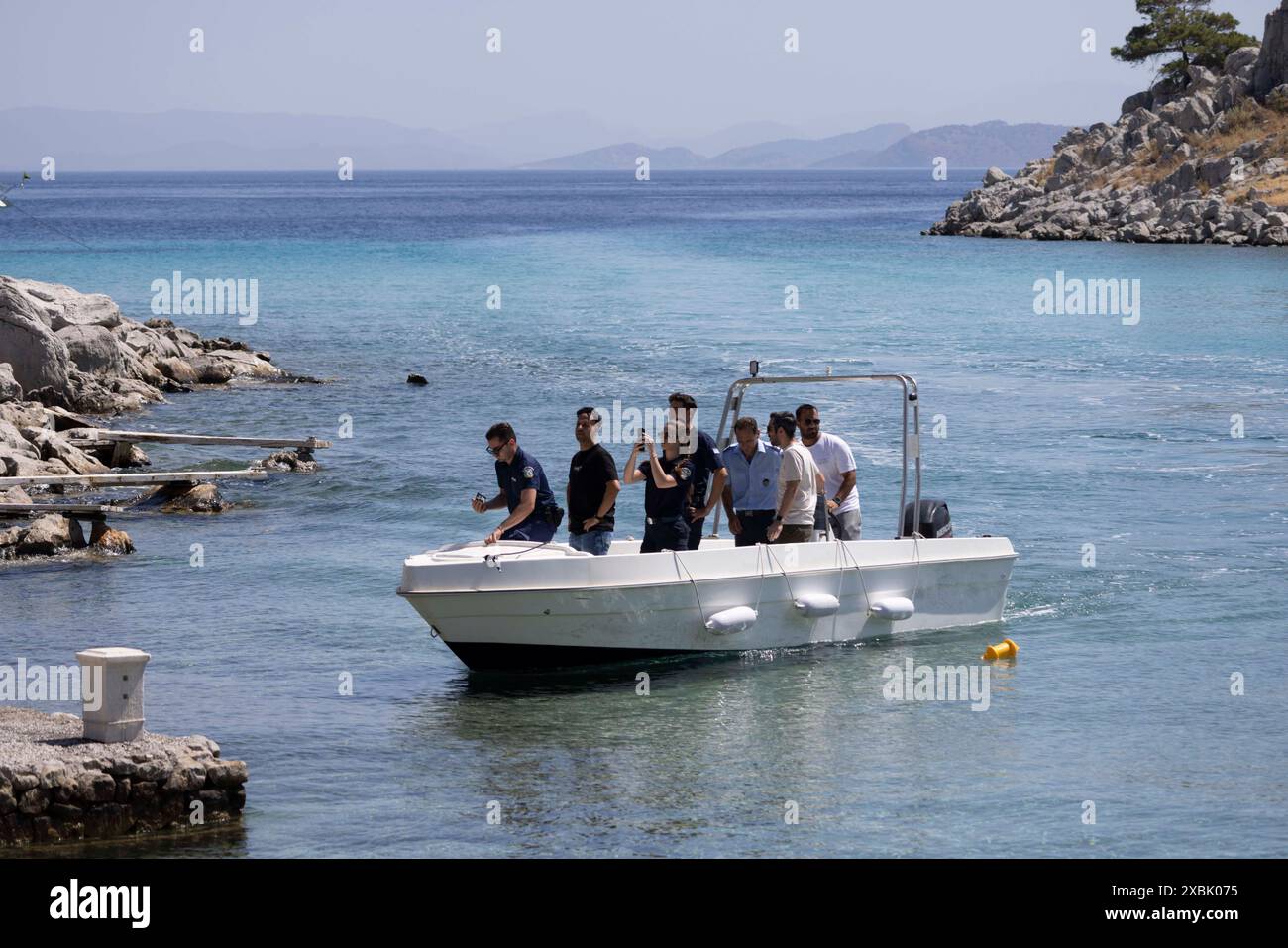 Greek Police and Forensics team arrive at the body of Michael Mosley at ...