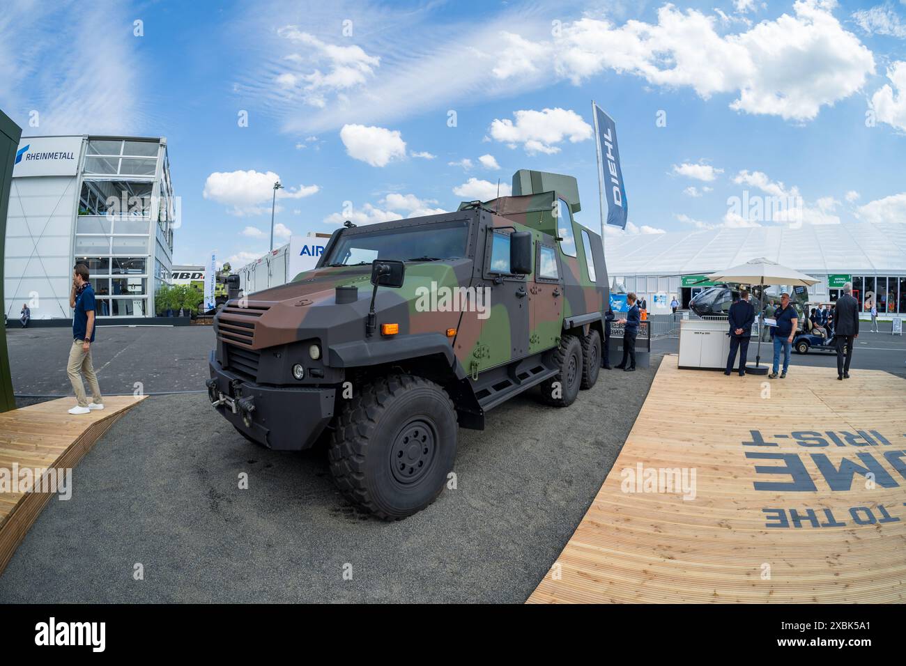IRIS-T SLS Mk.III mobile SHORAD (Short range air defense) system on ...